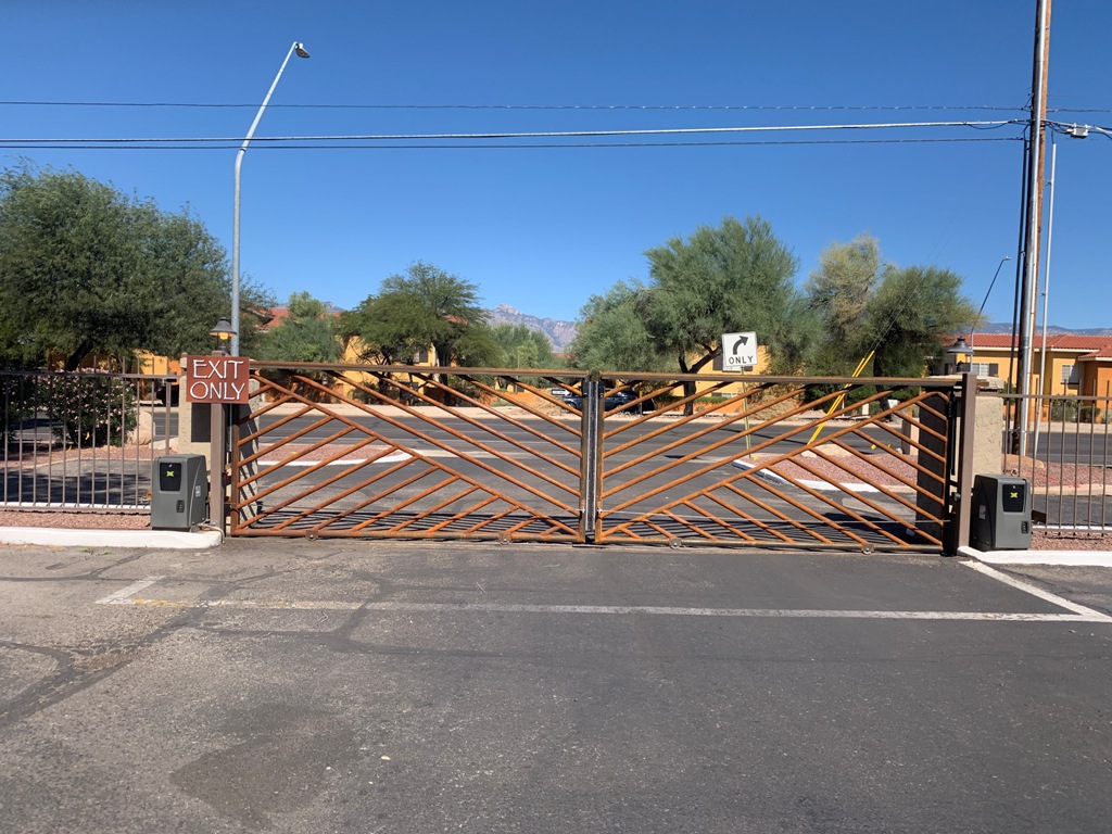 Moving Gate Systems - We are A Full Service Gate Company