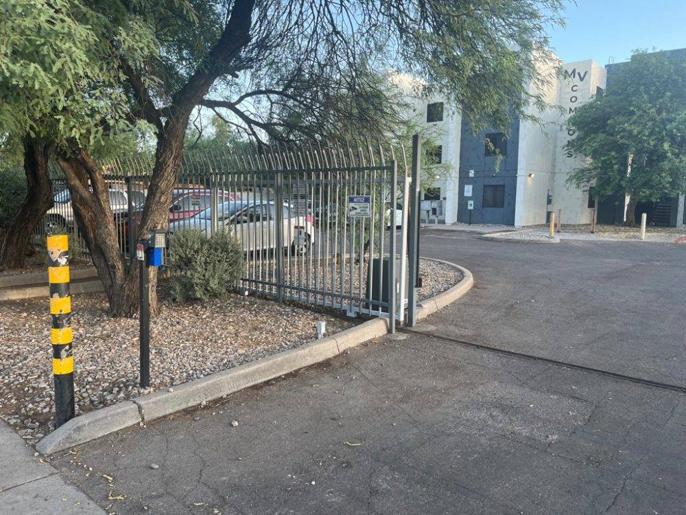 Commercial Sliding Vehicle Gate - Moving Gate Systems